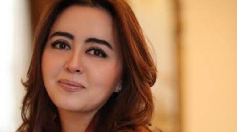 Designer Maria B. creating 1000 Masks for Covid-19 relief efforts ...