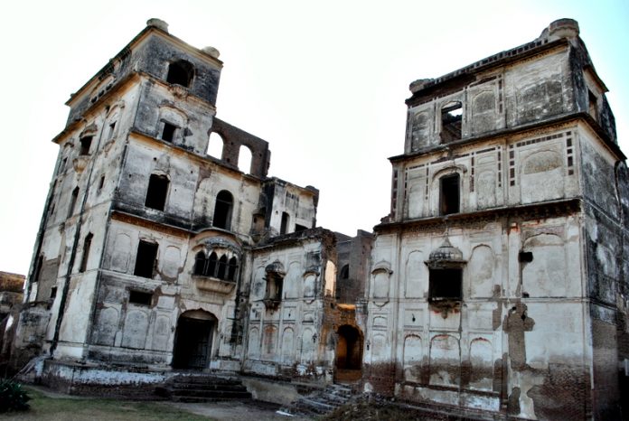5 Most Haunted Places in Lahore That You Must Avoid | Pakistani Journal