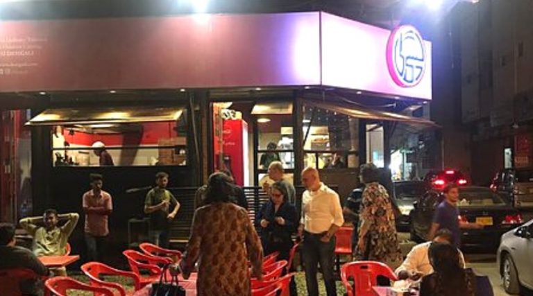 7 Best Shawarma Places in Karachi 2023 | Pakistani Journal
